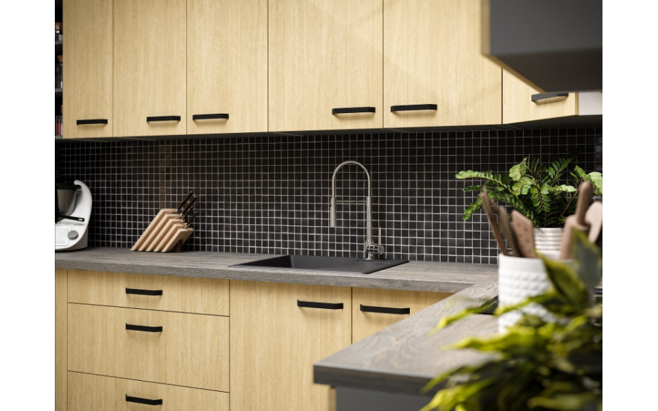 Kuchyňská skříňka vysoká STRAKOŠ SCENÉRIA SC -37